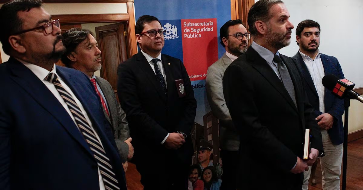 Mesa de Trabajo 2025: Combatiendo el Robo de Cables en Chile