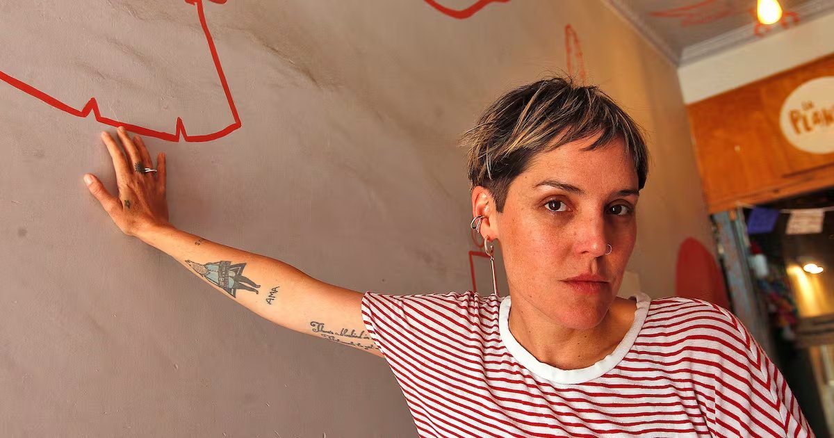 Debut de la Artista Chilena Rubio en Tiny Desk: Impacto Acústico